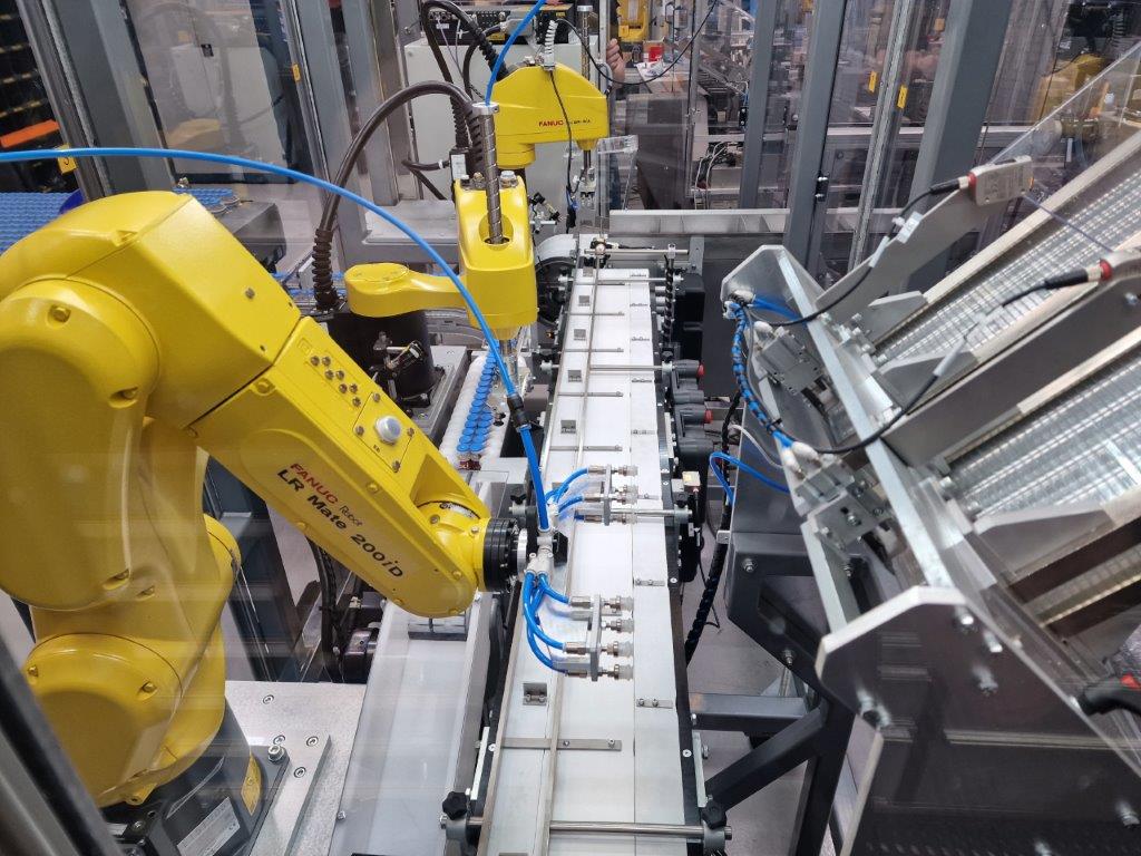 Robotic Vial Tray Loading System - West Pharma Services